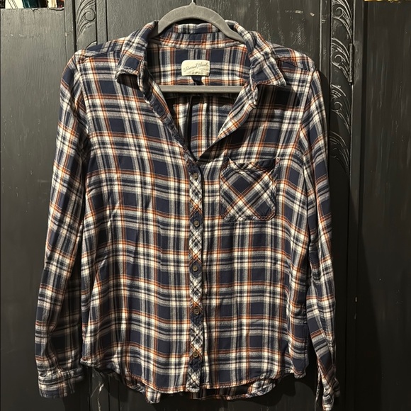 Universal Thread | Tops | Universal Thread Plaid Buttonup Shirt | Poshmark